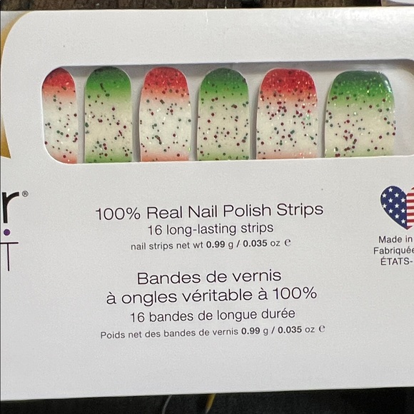 Color Street | Makeup | Color Street Festive Presson Nails Red Green ...